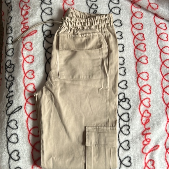 Boohoo | Pants | Elastic Waist Slim Multi Pocket Popper Cargo | Poshmark